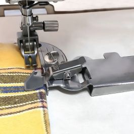 Magnetic Seam Guide with Adjustable Fabric Positioner